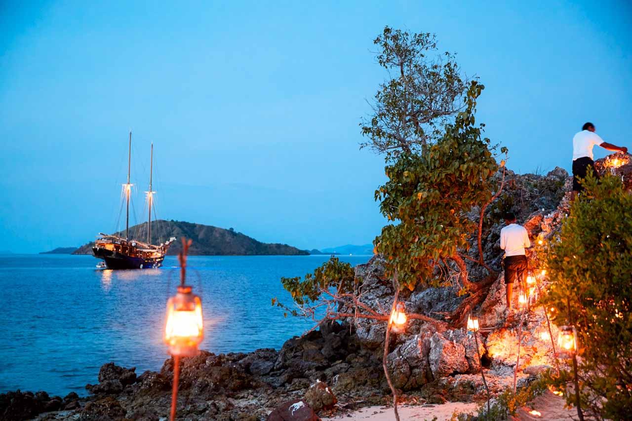 Amandira | Classic Yacht Charter in Indonesia | Indo Yachts