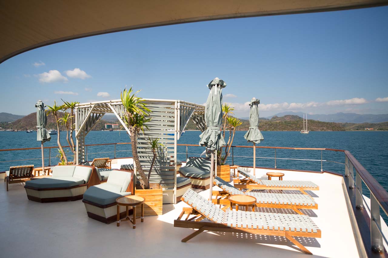 Kudanil Explorer | Explorer Yacht Charter in Indonesia | Indo Yachts