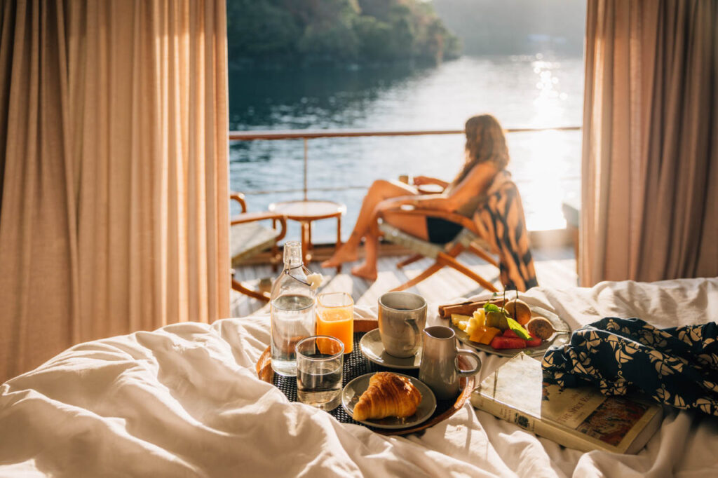 Kudanil Explorer | Explorer Yacht Charter in Indonesia | Indo Yachts