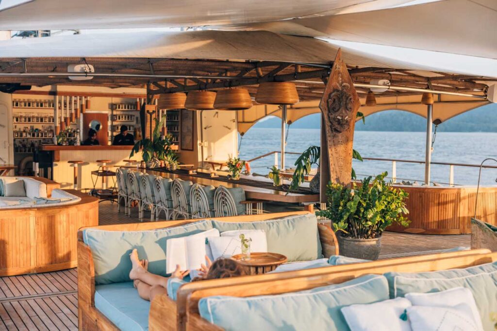 Kudanil Explorer | Explorer Yacht Charter in Indonesia | Indo Yachts